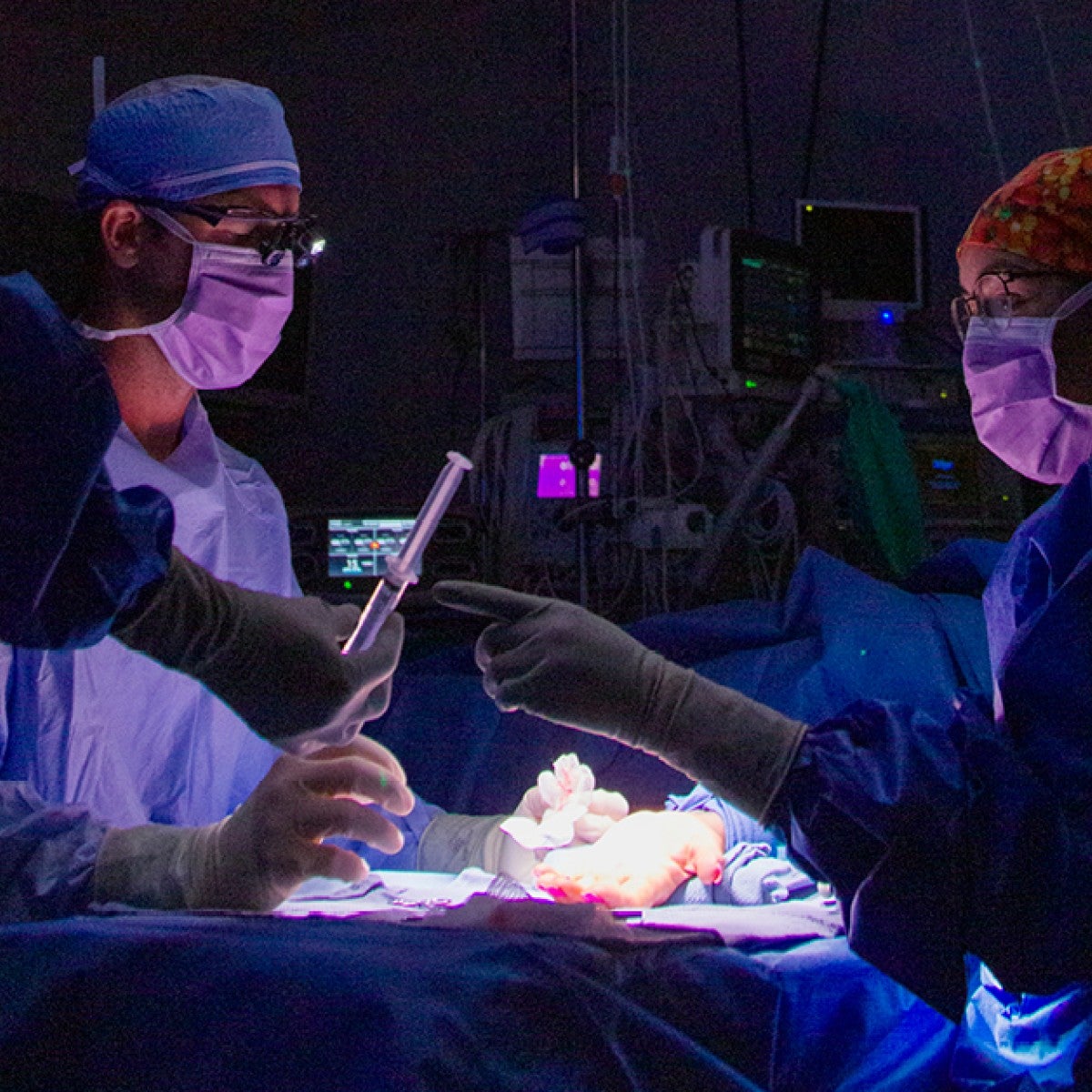 Being Wide Awake During Hand Surgery | Lehigh Valley Health Network