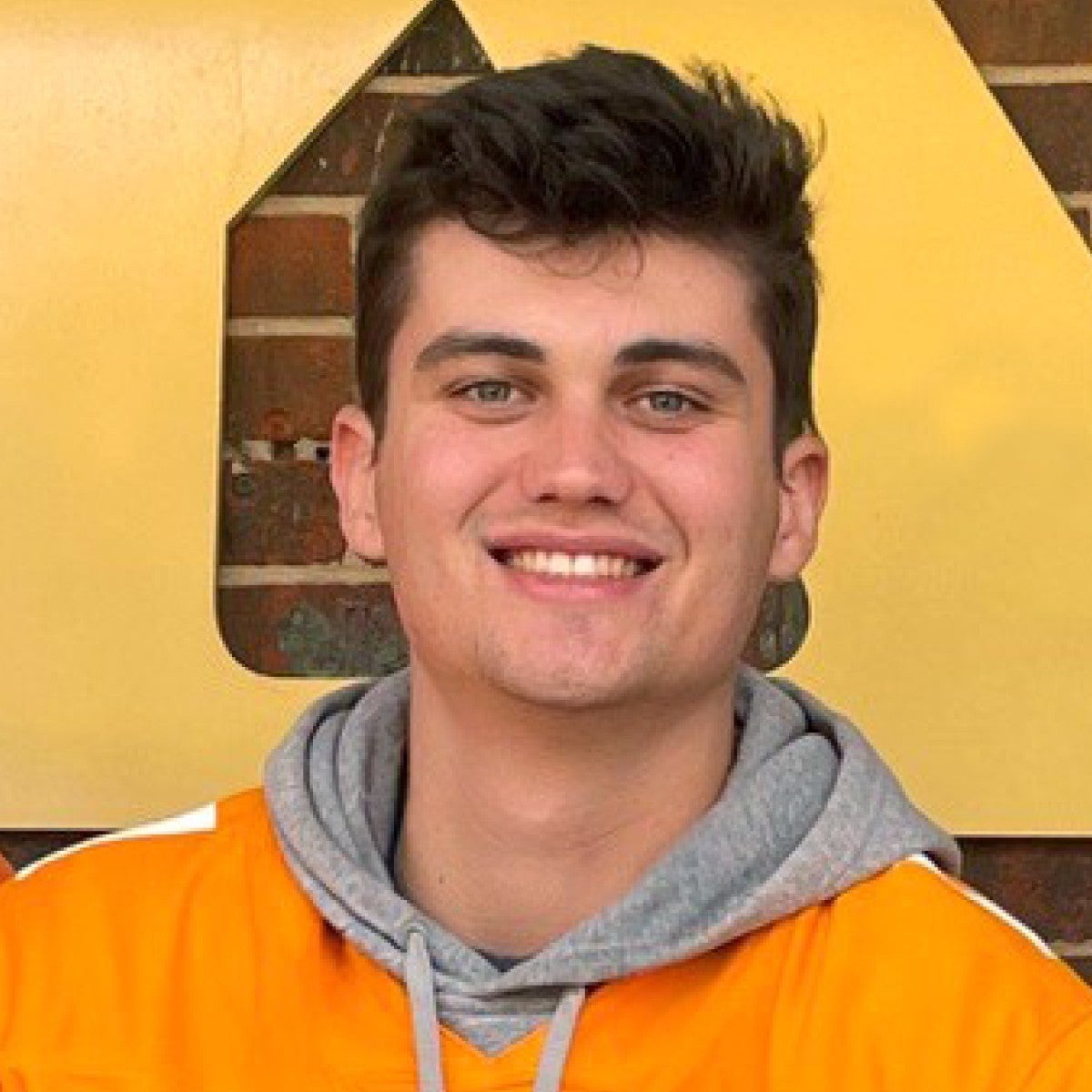 Garrett Hall Surviving and Thriving After Traumatic Brain Injury ...